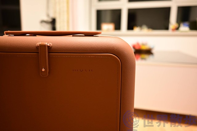 【molnレビュー】旅を愛する人のための評判スーツケースの実力は如何に!? | 世界散歩